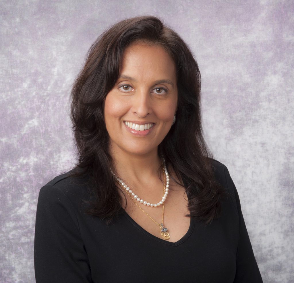 Counterfeit Decorative Contacts Could Irreversibly Damage Your Eyes ...