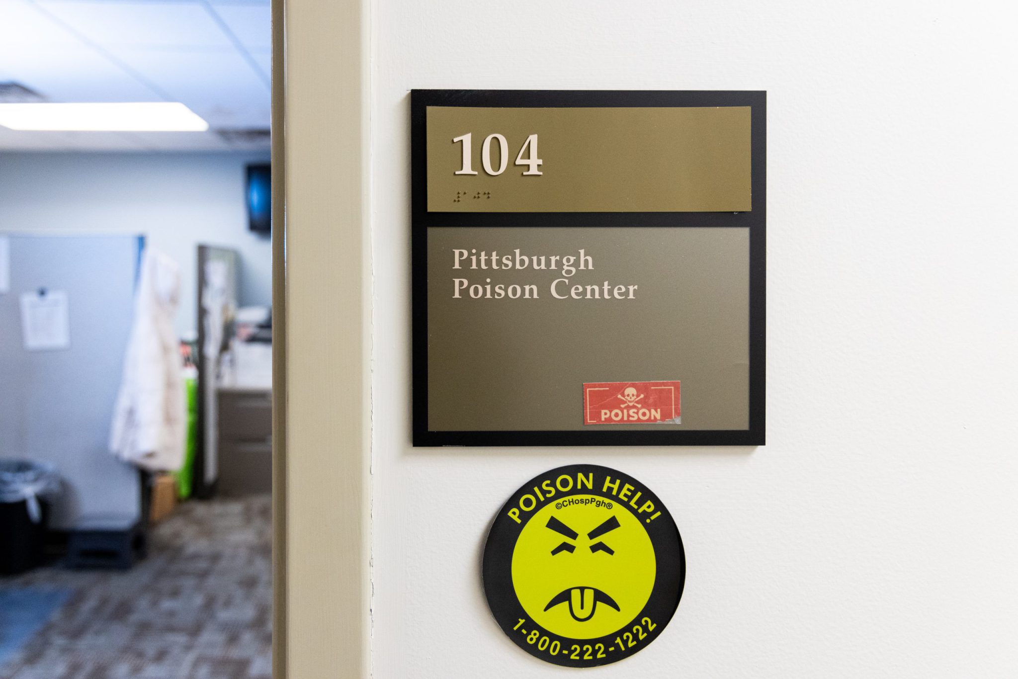 Pittsburgh Poison Center Nurses Provide Needed COVID-19 Support - UPMC ...